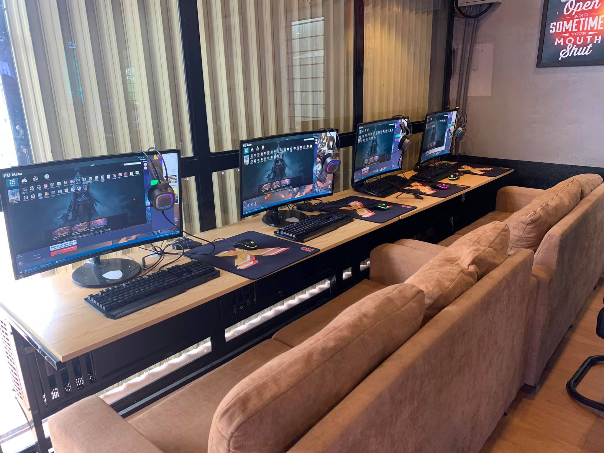 Cyber Game Mini - Mô hình phòng game Hot nhất 2026